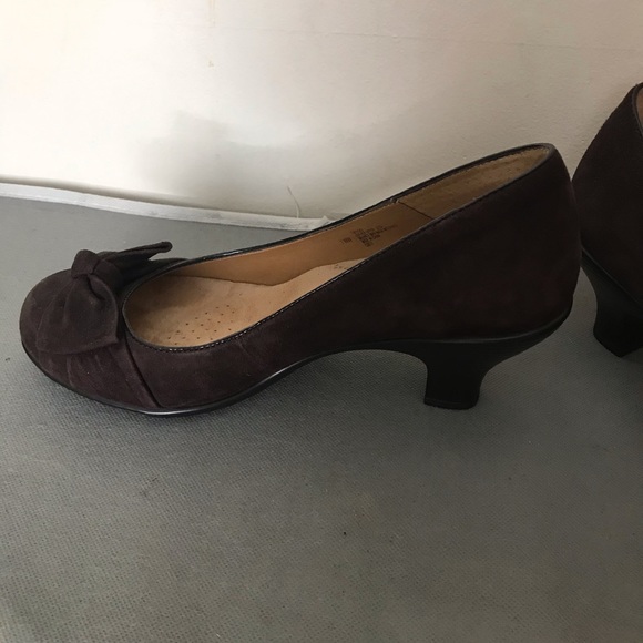 Softspots | Shoes | Comfortiva Softspots Brown Suede Shoes | Poshmark